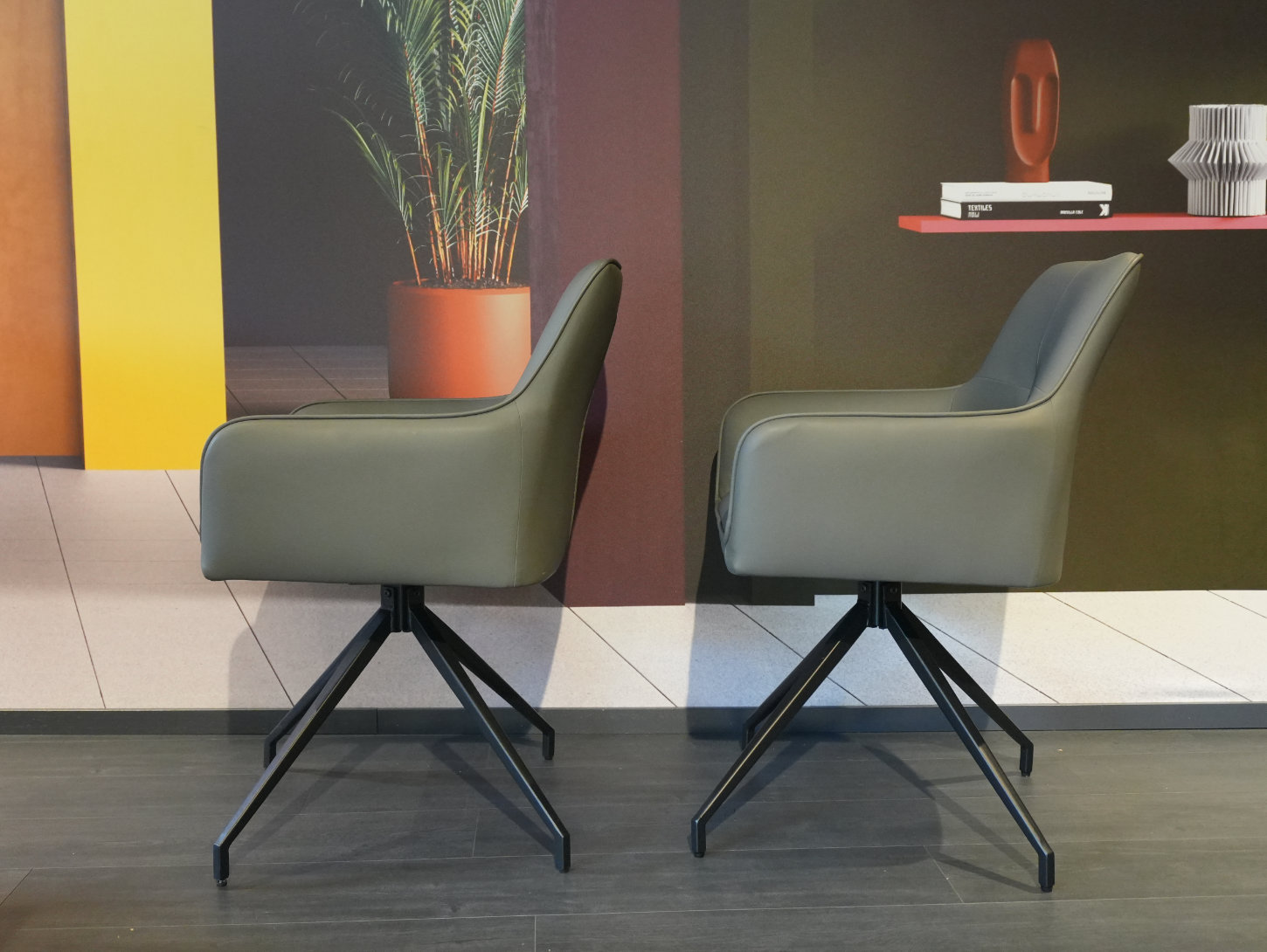 Ex-Display Hendrix Set of 2 Swivel Chairs - Grey | Cadira