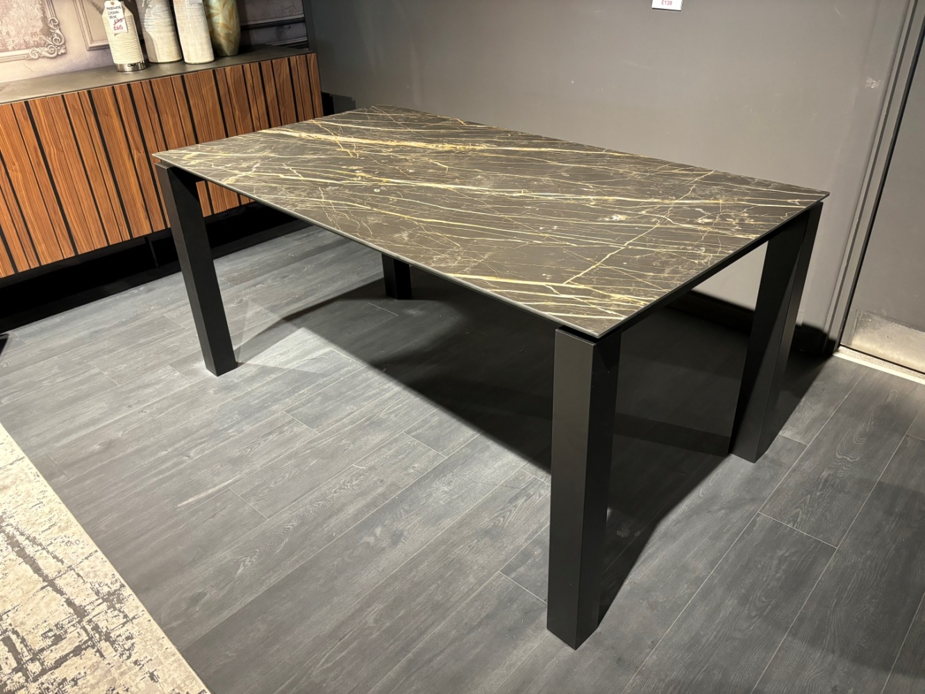 Ex-Display Sydney Extendable Dining Table - Black | Cadira