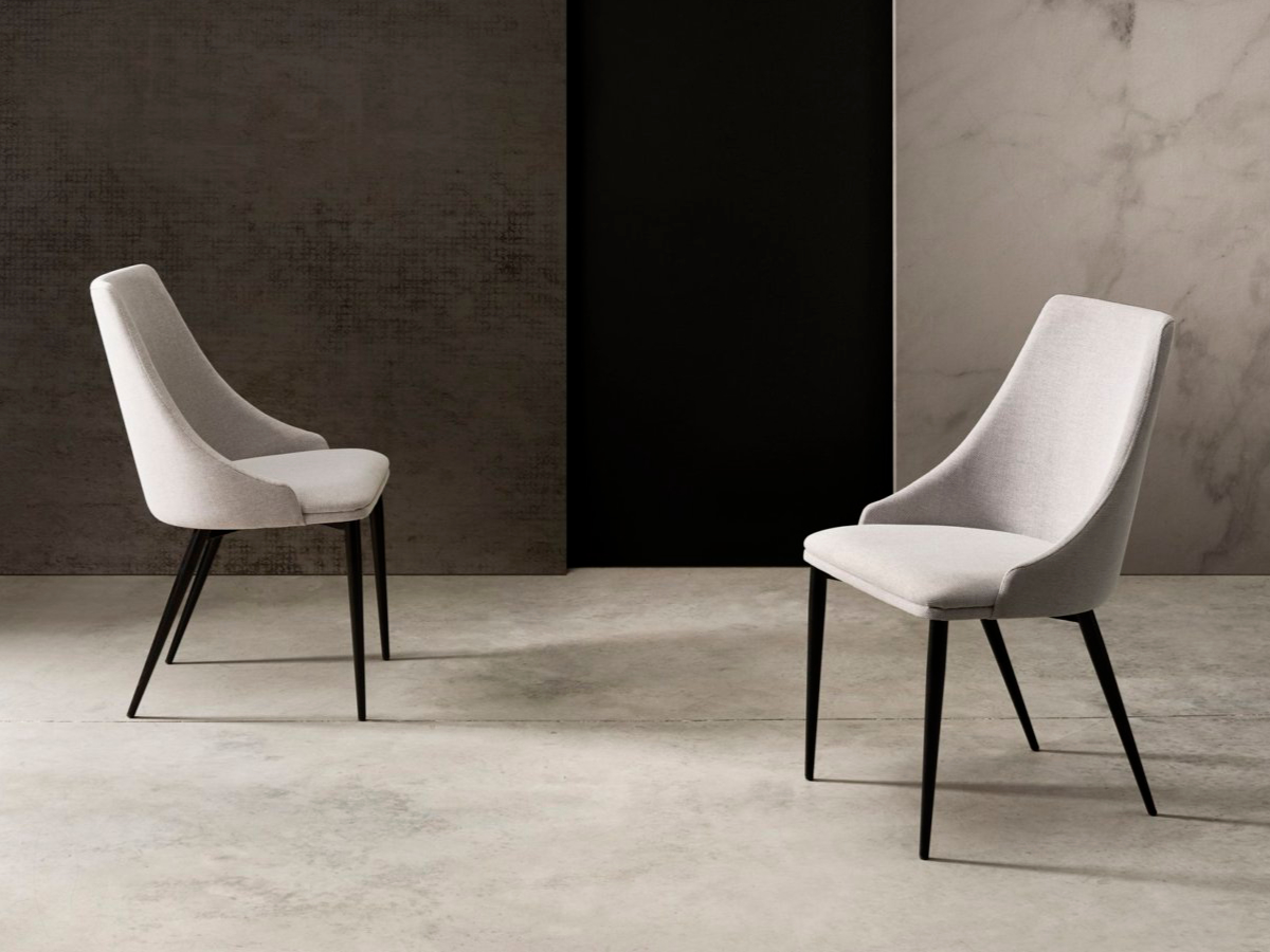 Triana High Back Dining Chair with Sleek Legs | Cadira