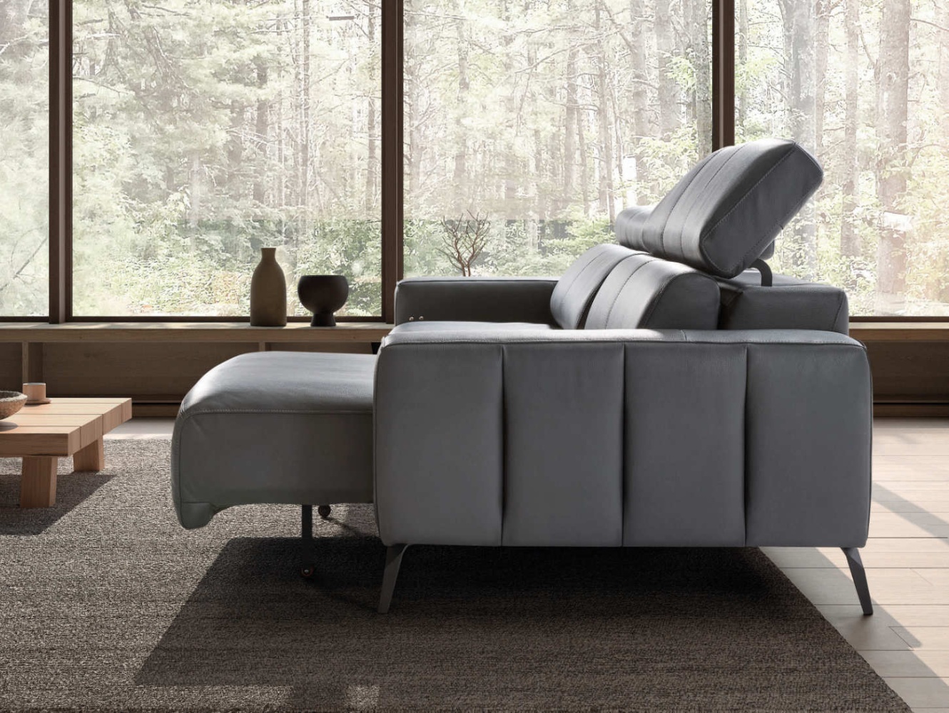 Vivian Modern Luxury 2 Seater Low Profile Sofa | cadira