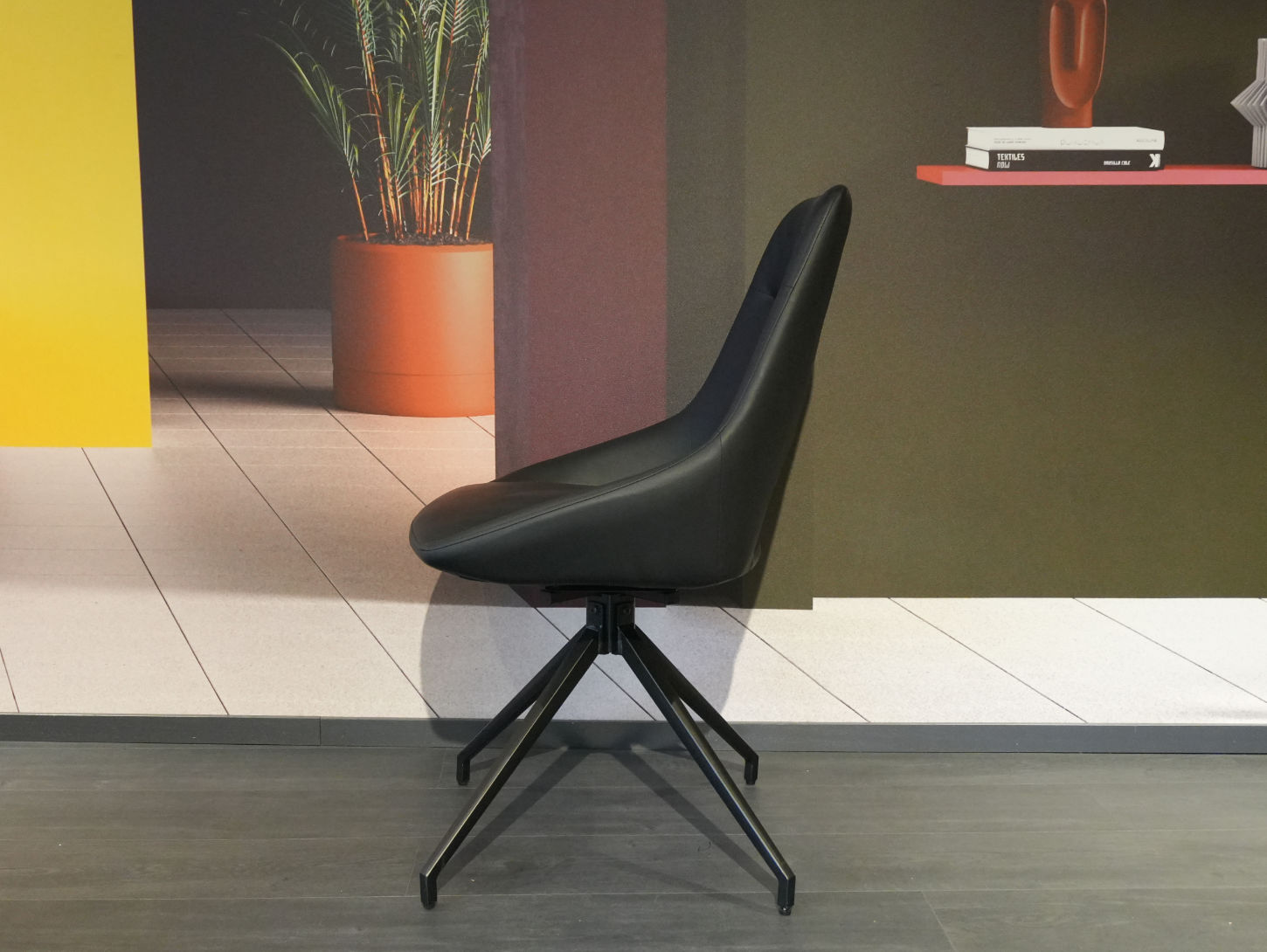 Ex-Display Axis Set of 2 Swivel Chairs - Black | Cadira