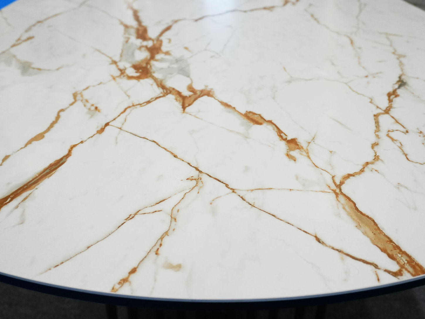 Ex-Display Havana Oval Dining Table | Cadira