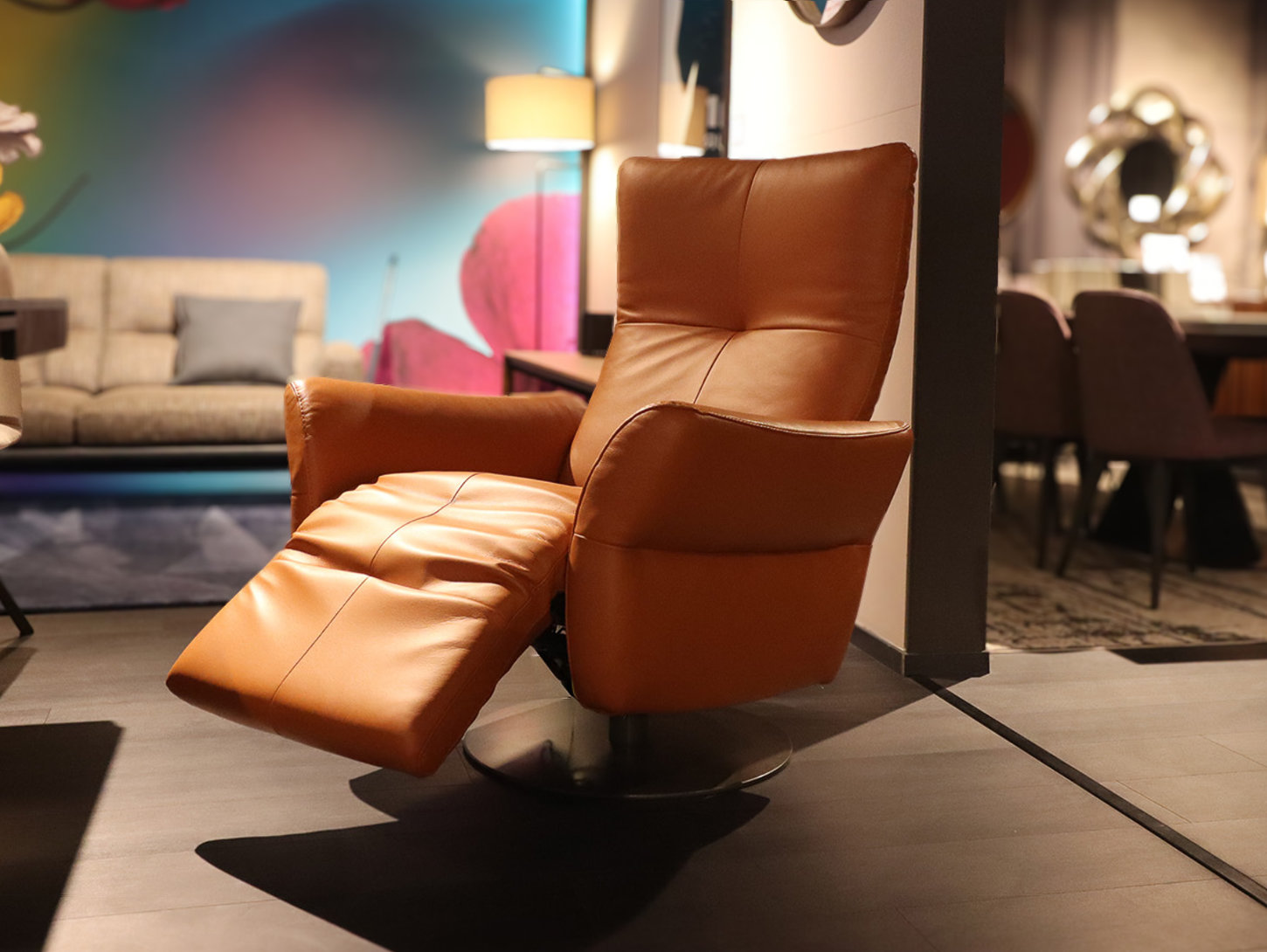Ex-Display Ozzy Recliner Swivel Chair - Orange | cadira